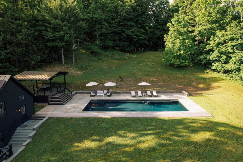 Hurley Stonehouse Estate - Rouse + Co Real Estate