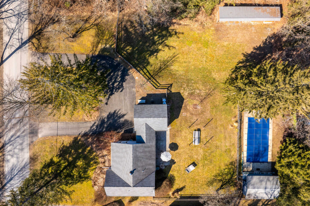 Red Hook Ranch Retreat - Rouse + Co Real Estate